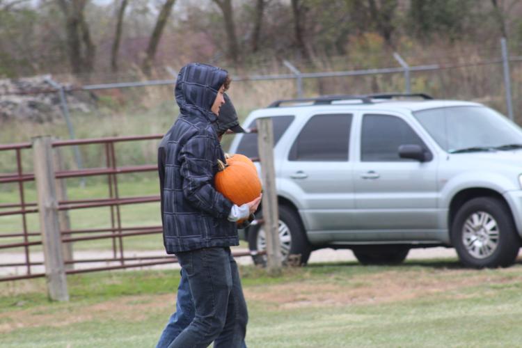 Pumpkin Chuckin: Squashing pumpkins with medieval weaponry