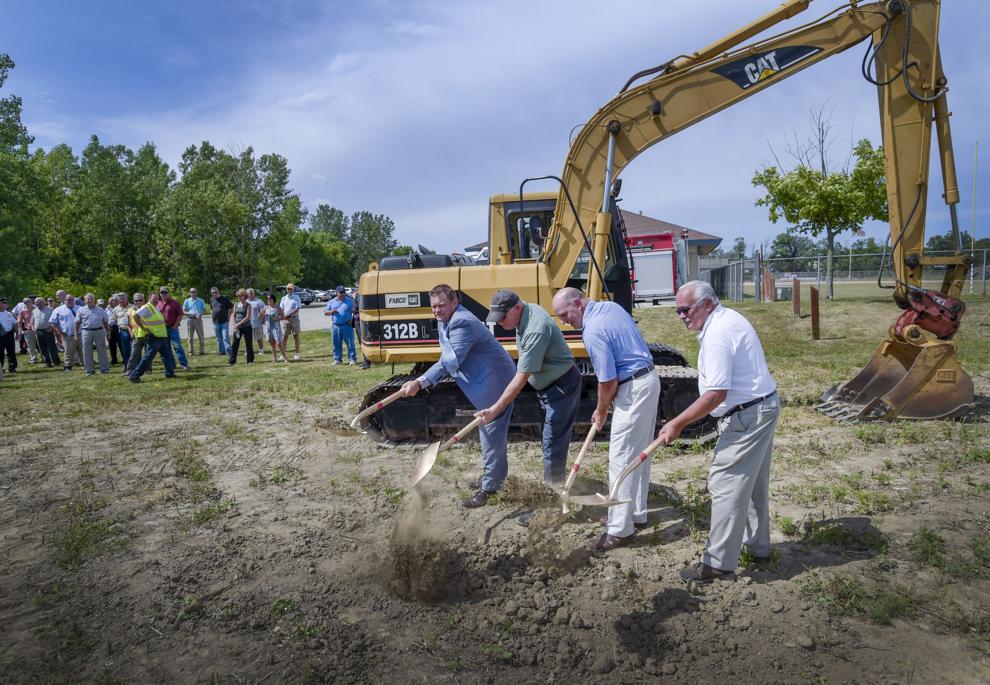 Two vie to fill trustee No. 1 seat in Caledonia