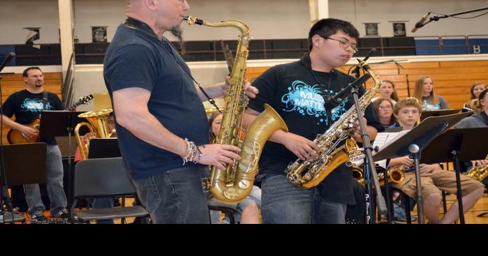 DMB sax man shares music lessons with Karcher students