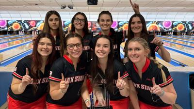 Bowling keeps it rolling with third consecutive tournament win | Sports ...