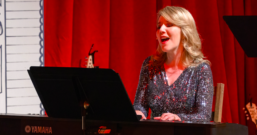 From a teacher to professional actress, and soon mother, Kelli Dodd ...