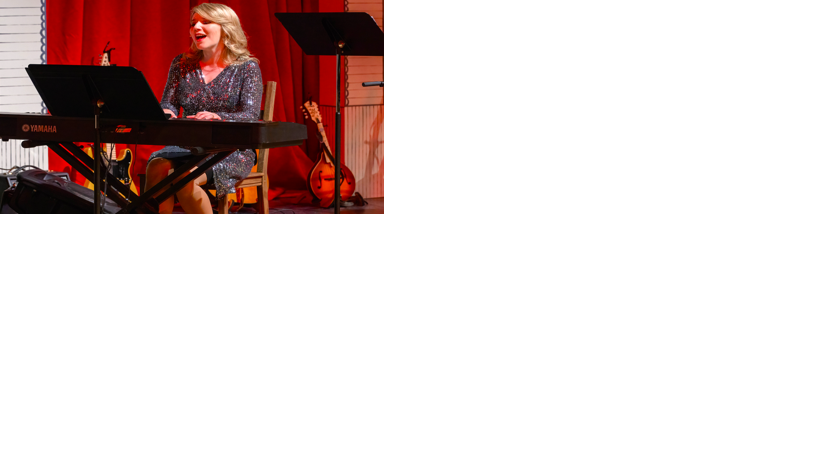 From a teacher to professional actress, and soon mother, Kelli Dodd ...