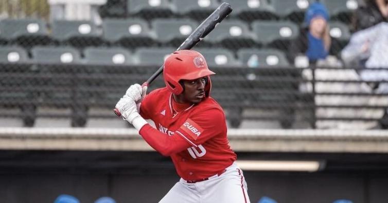 Jax State drops second game to Memphis for rubber match on Sunday ...
