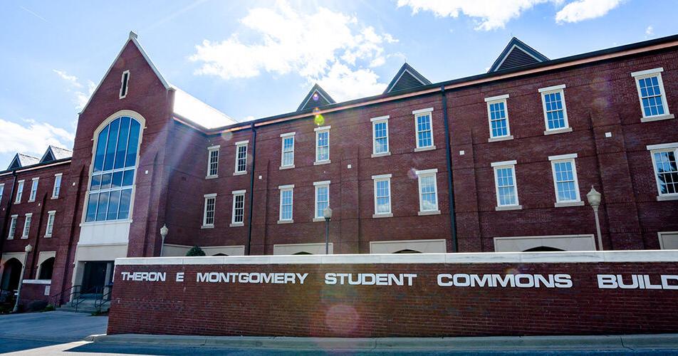 SGA hosts Guinness World Record-holder for comedy dinner night | Arts ...