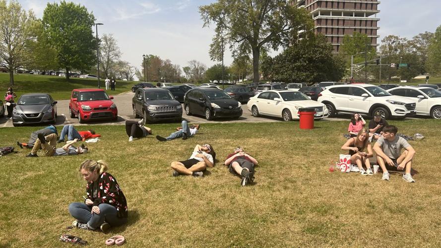Sun blocked by moon, crowd gathers to watch | Features | jsuchanticleer.com