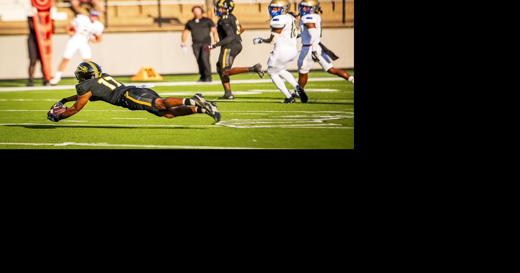 Tyler Apaches survive scare with NEO | Football | jucoweekly.com