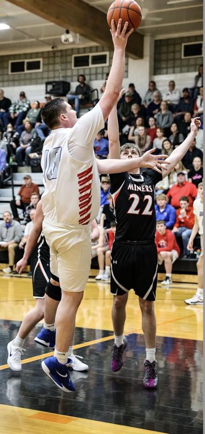 Bearcats split conference games over the weekend | Sports ...