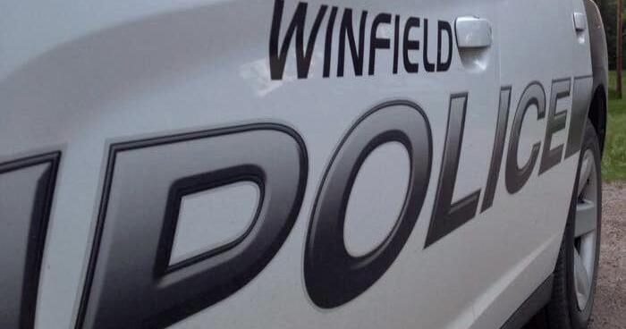 Man arrested for attempted murder after stabbing Winfield woman in neck ...