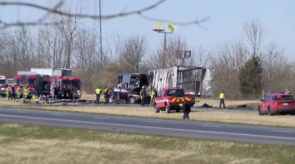 Crash on I-70 in Ohio involving busload of high school students leaves ...