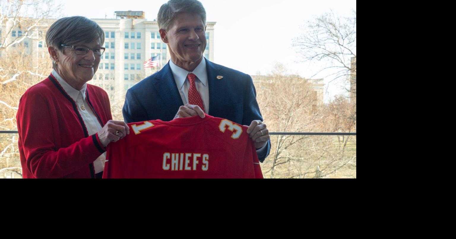 Chiefs moving to Kansas with $3.3 billion plan for domed stadium ...