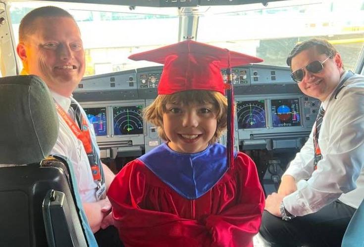 Plane passengers give mid-air celebration to 5-year-old who missed ...