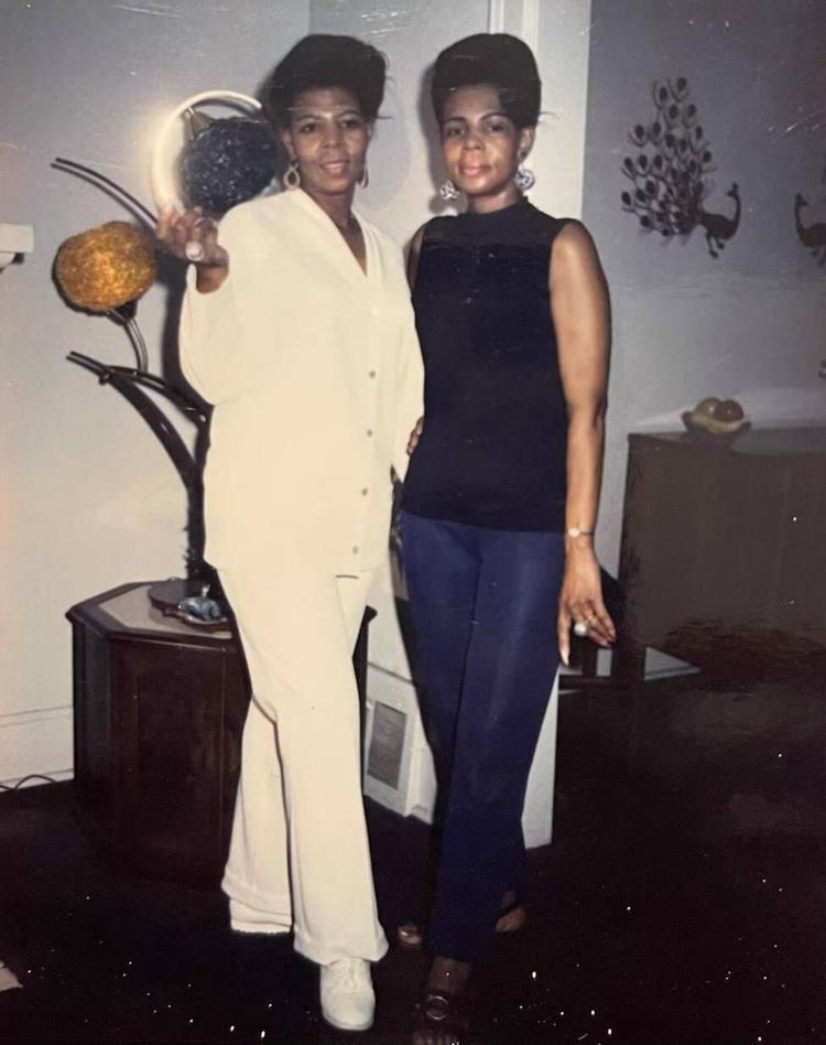 Meet the twin sisters who are celebrating turning 100 together ...