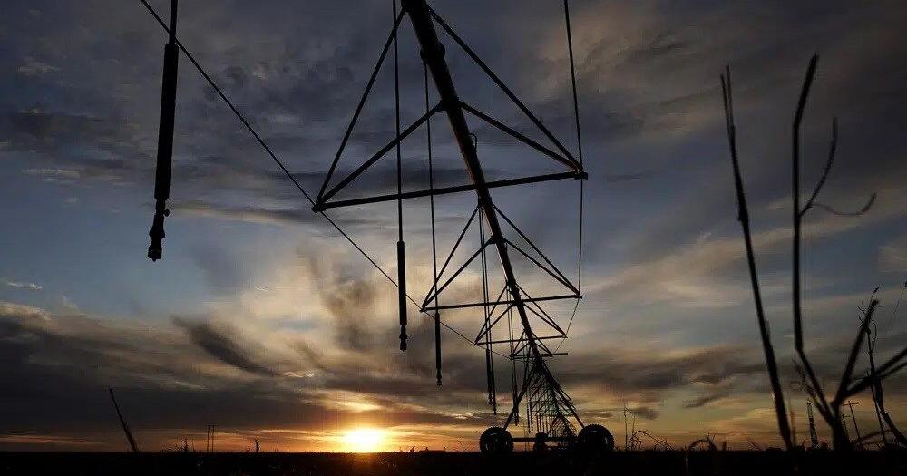 Warning about aquifer's decline sets up big fight in Kansas | Stories ...