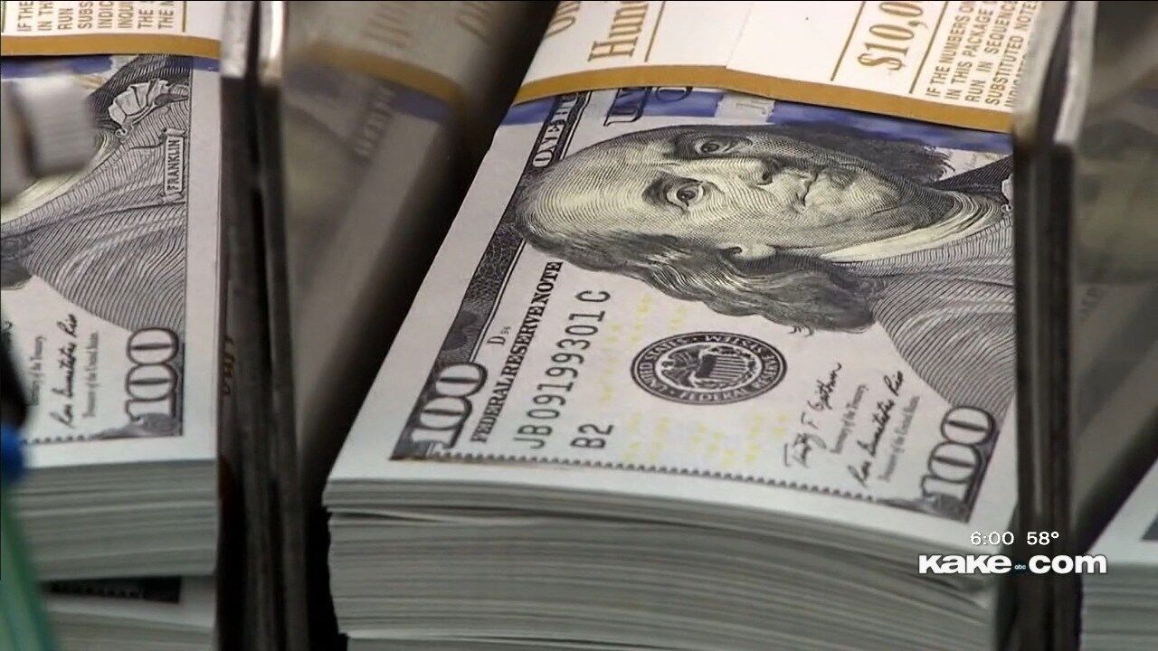 Kansas Democrats introduce legislation to increase minimum wage to $15 ...