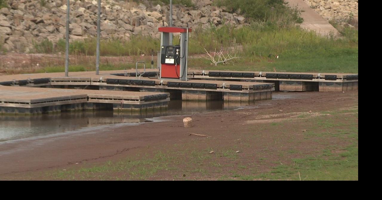 Water level at Cheney Lake drops to its lowest in over 50 years ...