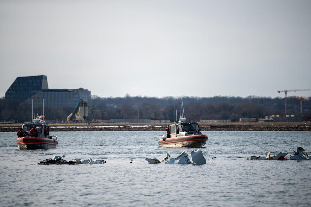 DC-Wichita plane crash: Coast Guard shares photos from Potomac River ...