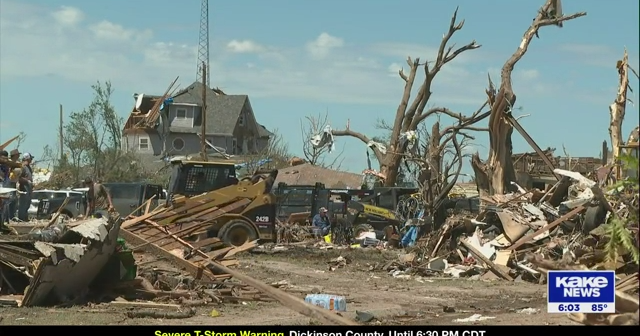 Grinnell residents picking up the pieces after confirmed EF-3 tornado ...