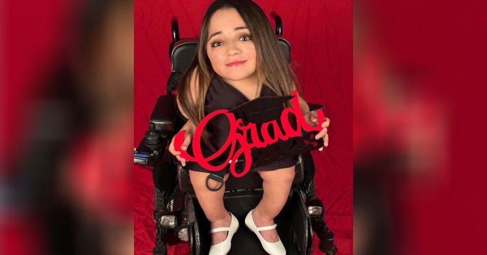 Teen with bone disease says her specialized wheelchair was stolen ...