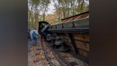 7 injured when train ride derails at Silver Dollar City | Stories ...