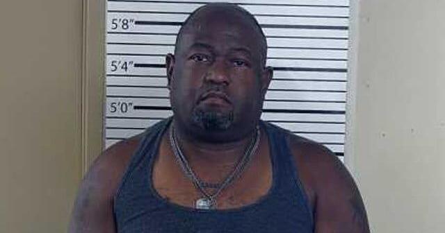 Kansas corrections officer charged with trafficking meth into Larned ...