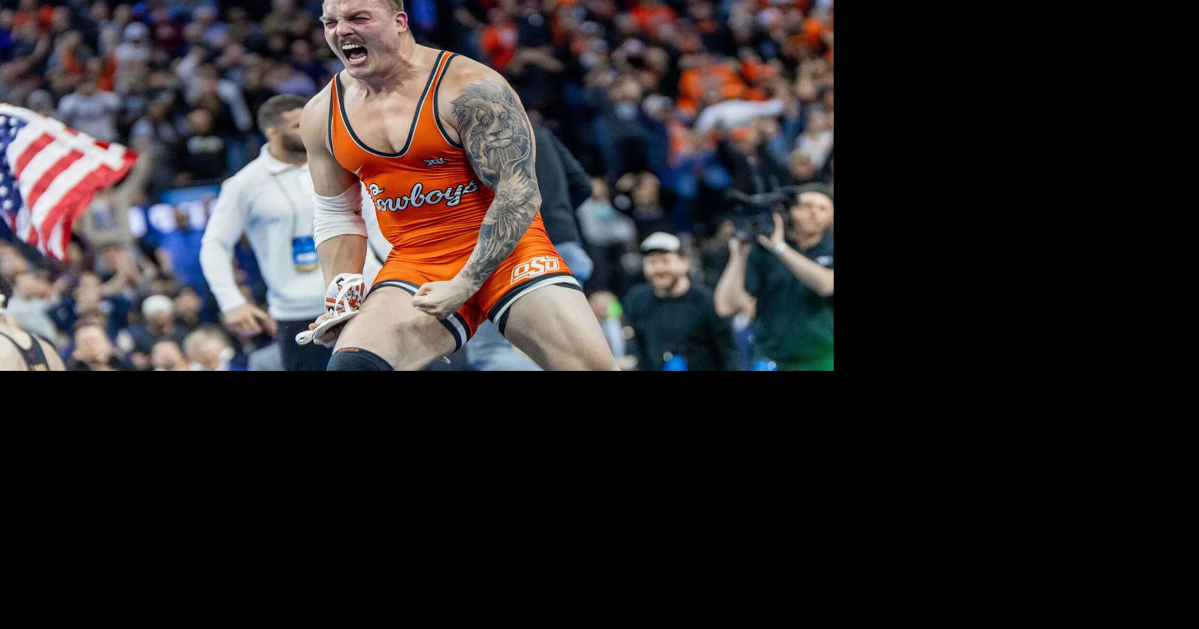 Newton's Wyatt Hendrickson stuns Gable Steveson for 285-pound title ...