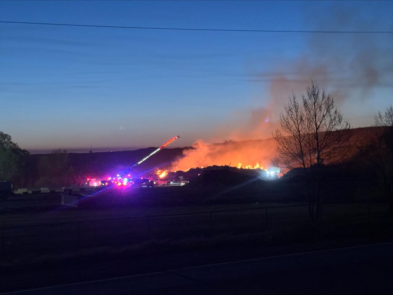 Crews allowing fire near Wichita landfill to burn itself out | Trusted ...