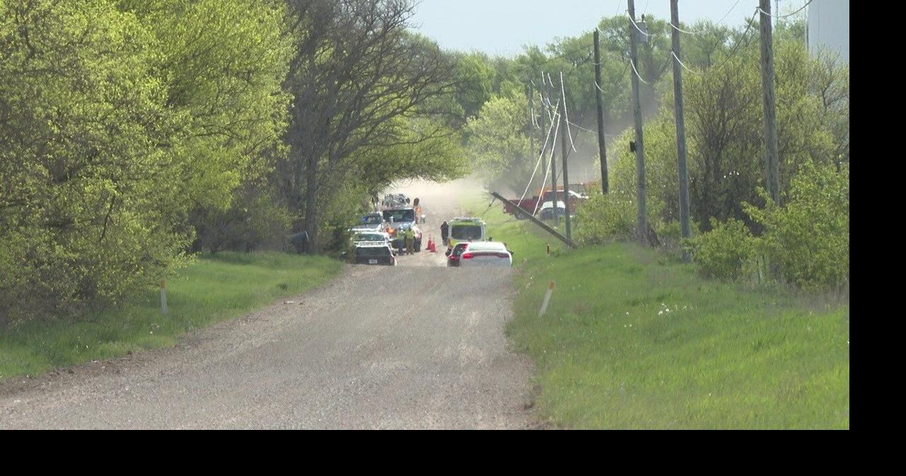 2 killed in single-vehicle crash in Butler County | | kake.com