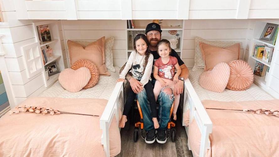 Carpenter dad surprises kids with special bunkbeds | | kake.com