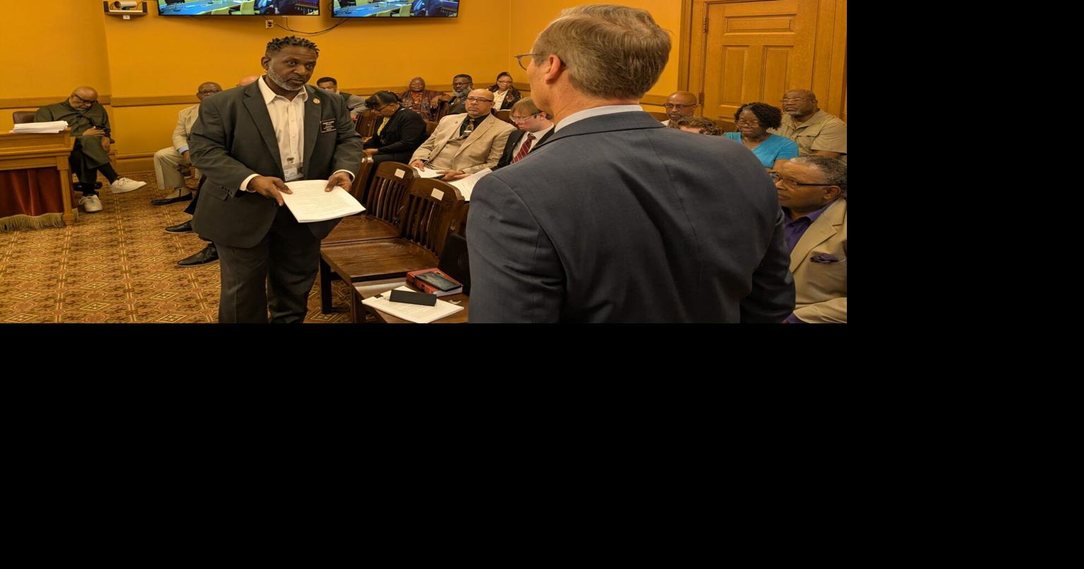 Kansas House postpones work of panel investigating complaint against ...