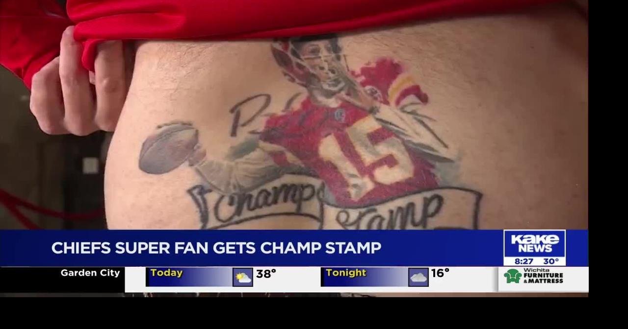 'Champ stamp' Chiefs superfan hoping to add Travis Kelce, Taylor Swift ...