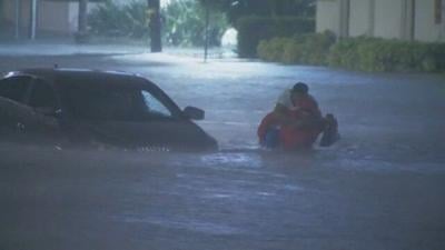 Reporter rescues woman from floodwaters in Florida | Stories | kake.com