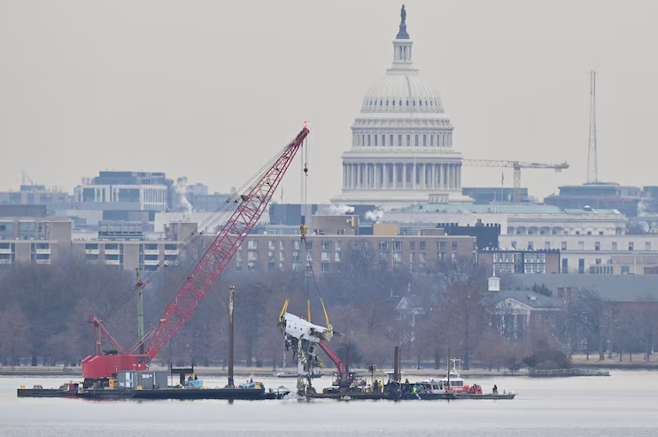 Remains of all 67 victims of the midair collision near DC recovered as ...