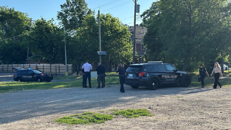 Records identify suspect accused of stabbing woman in north Wichita ...