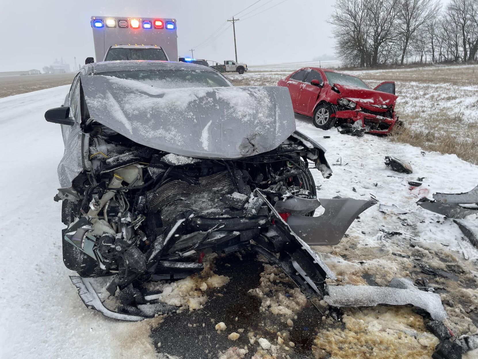 2 hurt in head-on crash in southeast Kansas | Trusted News Source for ...