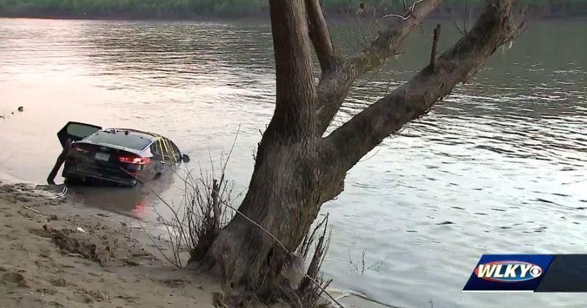 Teens jump into Ohio River, rescue man who crashed while having medical ...