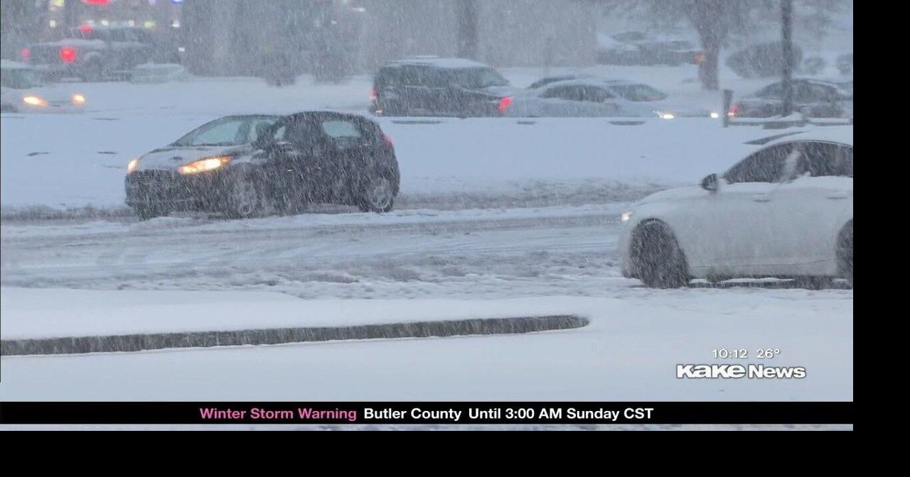 Saturday snow impacting cars and travel in Wichita | Stories | kake.com
