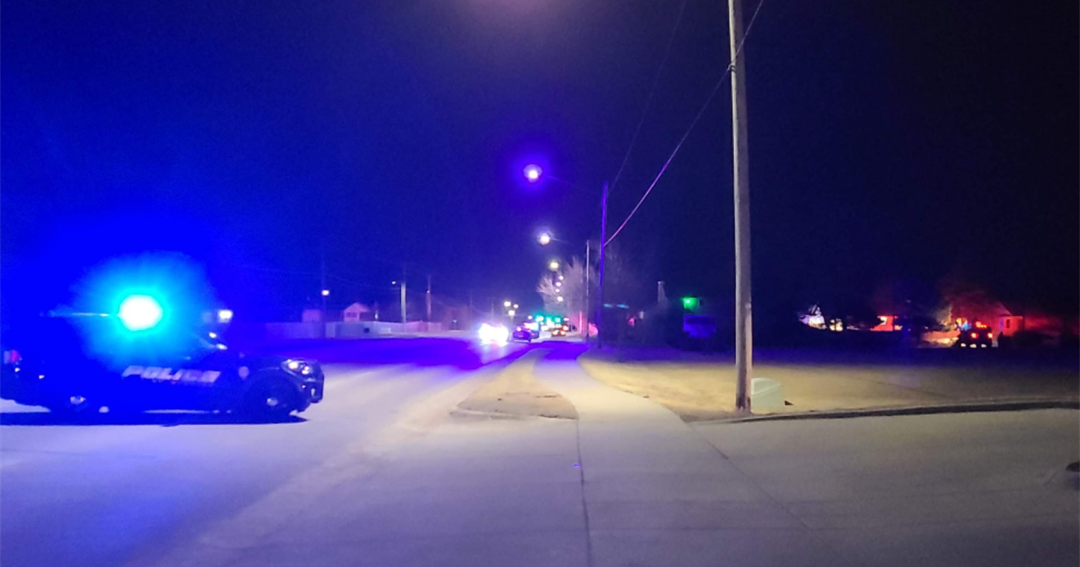 Police and SWAT presence in west Wichita neighborhood | Stories | kake.com