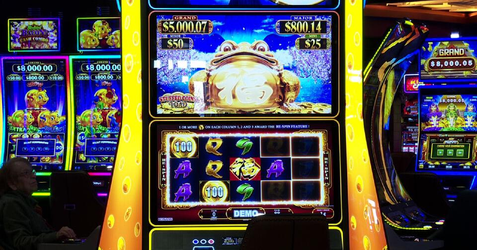 Gilley's Park City celebrates grand opening, potential economic boost ...