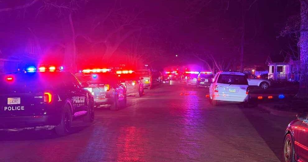Man hospitalized after online gun sale meet-up leads to shooting in ...