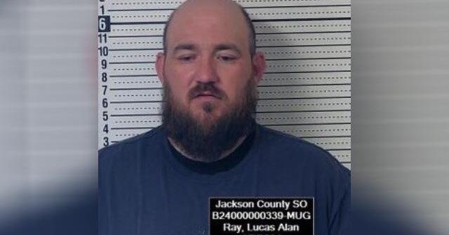 Former Kansas corrections officer gets probation for trafficking ...