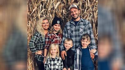 Illinois father dies after wrong-way crash killed his entire family ...