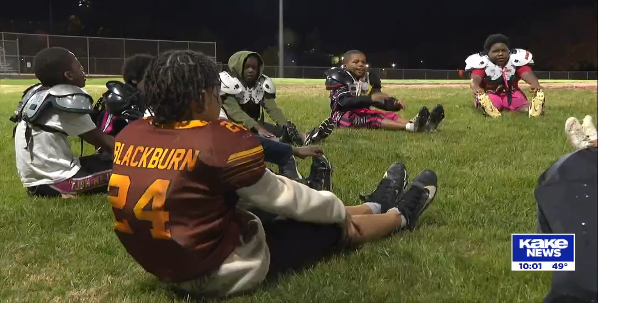 Wichita youth football team honors coach killed during game | Trusted ...
