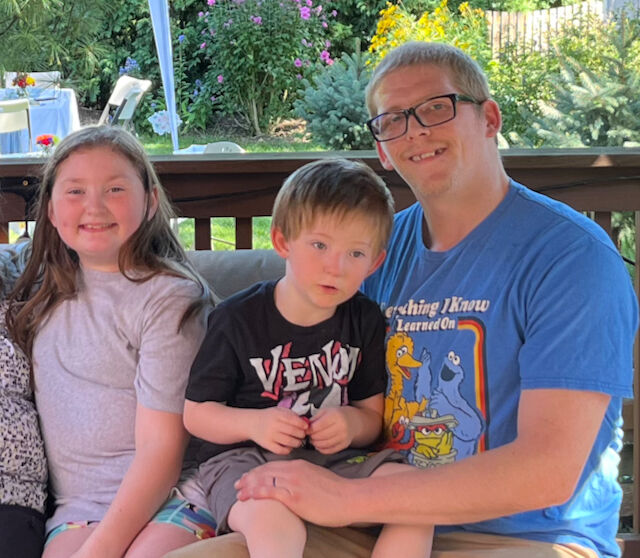 Child dies, 2 hurt in suburban Kansas City explosion after a gas main ...