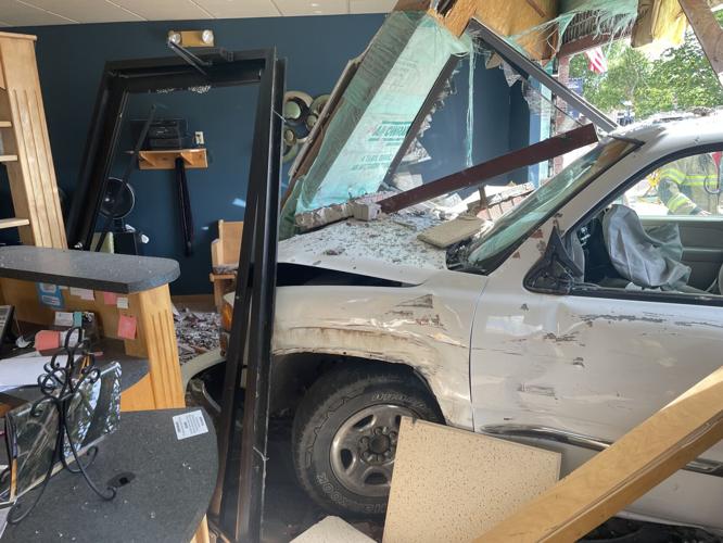 Driver arrested for DUI after crashing into Kansas barbershop | Trusted ...