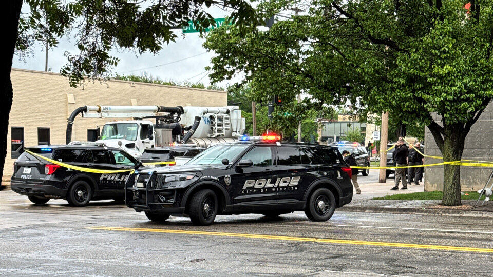 Records identify suspect in fatal stabbing in downtown Wichita ...