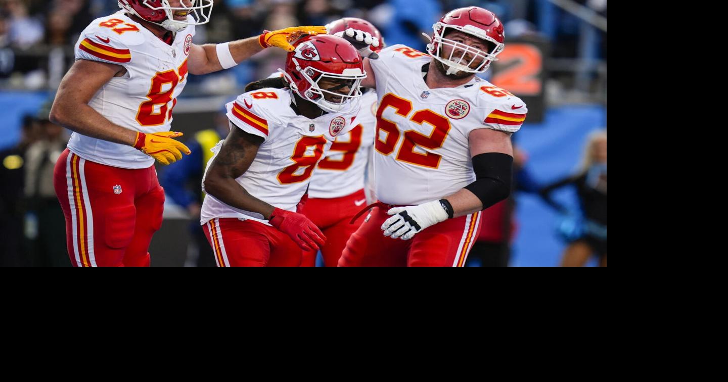 Chiefs finally depart KC for Denver amid ice storm after 4 hours spent ...