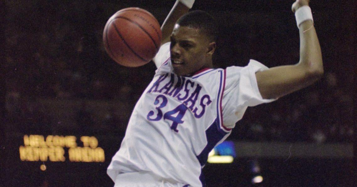 'It still looks good today': Former KU star Paul Pierce reacts to '90s ...