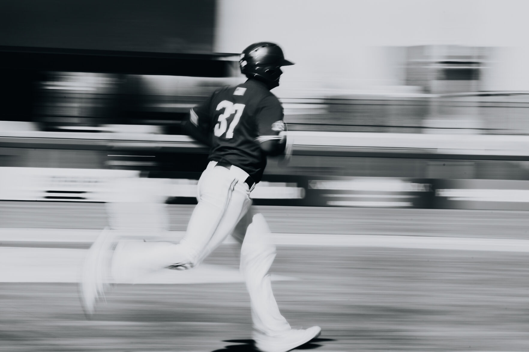 Minnesota offense overpowers Jayhawks, Golden Gophers hand Kansas ...