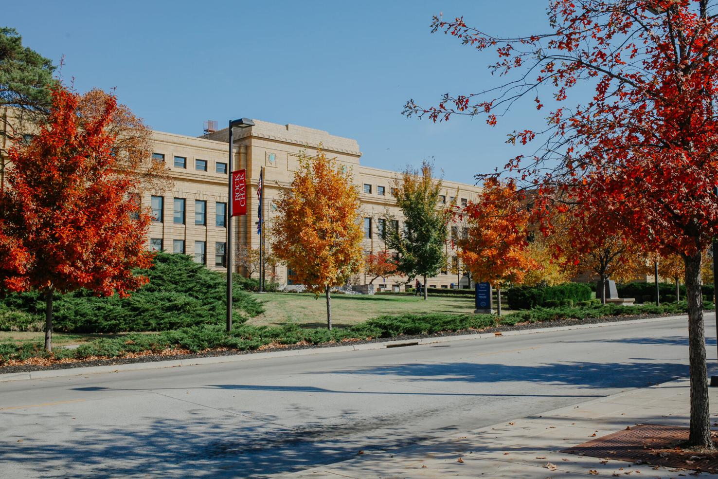 KU requires removal of pronouns from employee email signatures by July ...