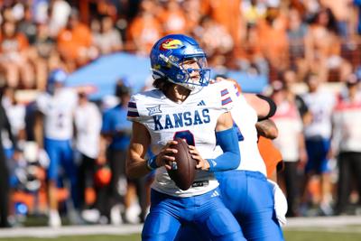 Kansas loses Jalon Daniels minutes before game time, struggles ...